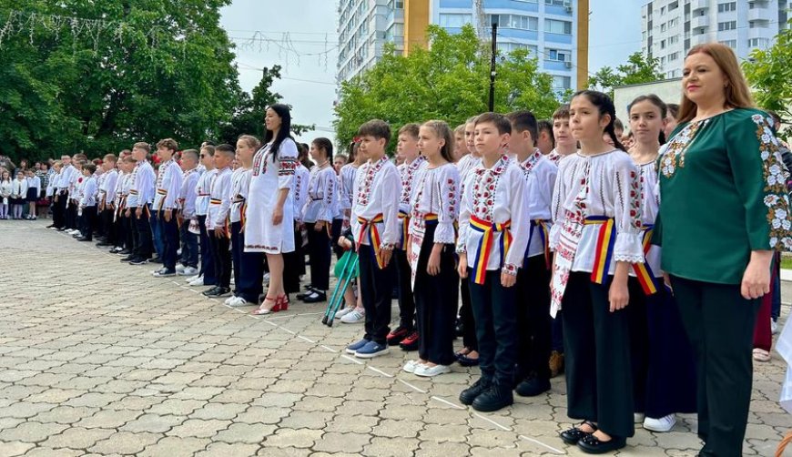 Evenimentul festiv dedicat “Ultimului Sunet” în cadrul IP CE “Ilie ...